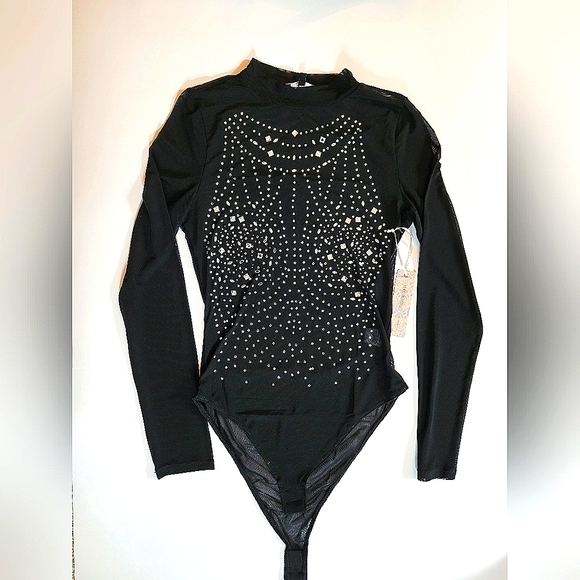 Iris Basic | Tops | Nwt Iris Boutique Bodysuit | Poshmark
